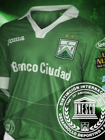 Nova camisa do Club Ferro Carril Oeste para 2013-2014