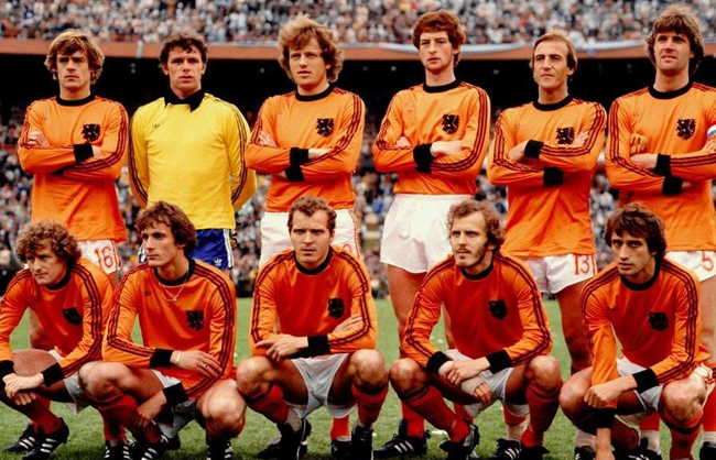 Por que a camisa da seleção da Holanda é laranja? » Mantos do Futebol