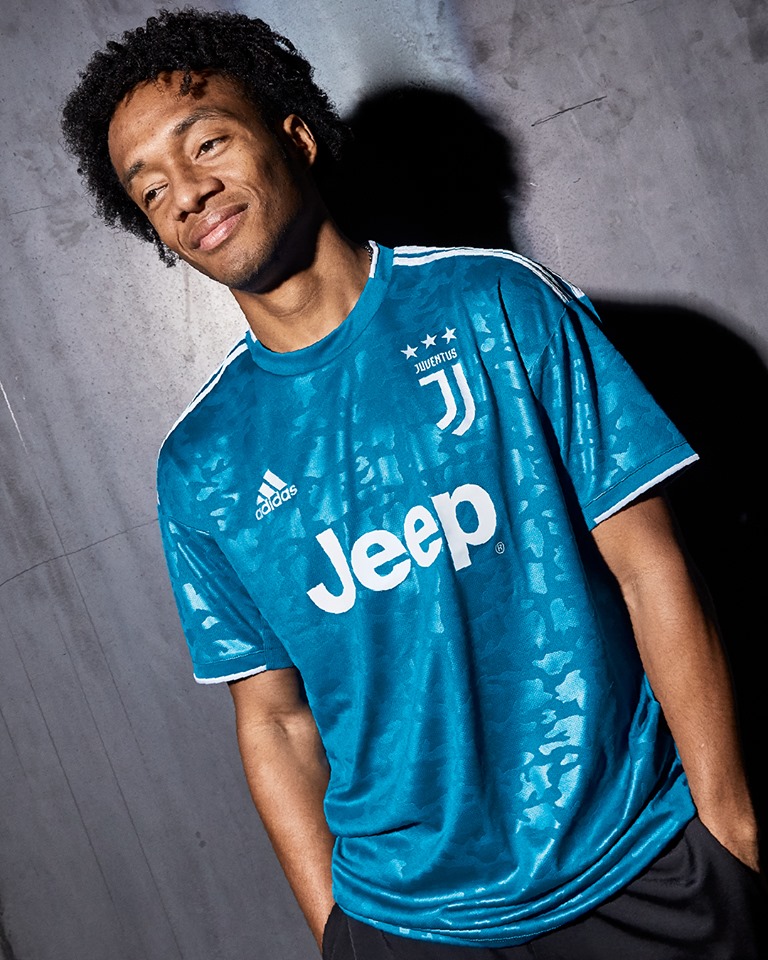 Novas camisas da Juventus 2019-2020 Adidas | Mantos do Futebol